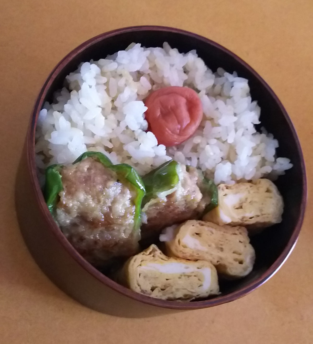 みんなの使い方 0027 曲げわっぱ 丸弁当箱（中） – PINT_MN